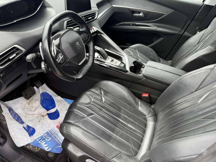 Pelēks Peugeot 5008 2019 Tauragė, ar dzinēja tilpumu 1.20 L un nobraukumu 176 tūkst. km par 11200 €, foto 15 vietnē AUTOMOTO.COM.LV