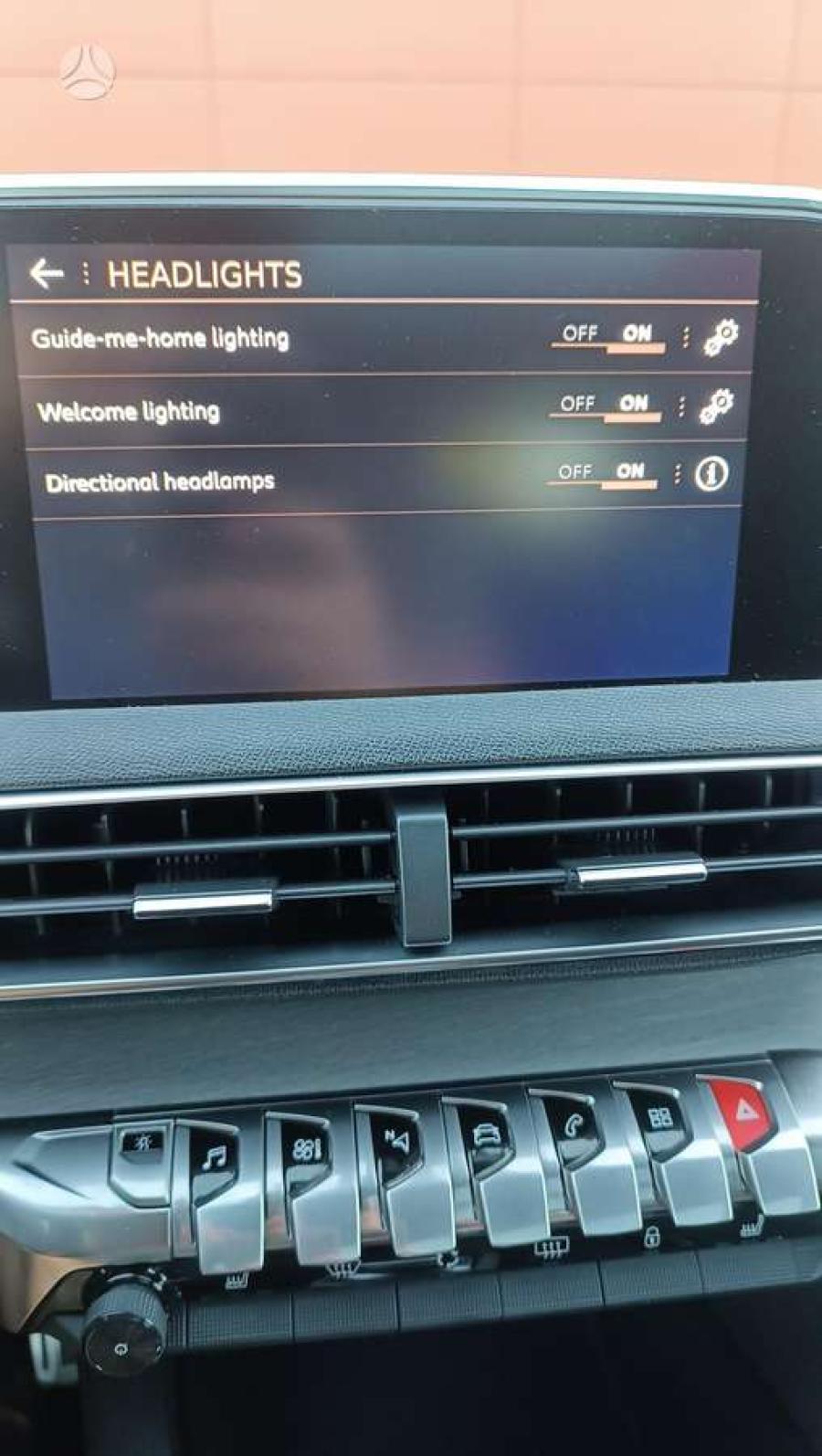 Pelēks Peugeot 5008 2019 Gargždai, ar dzinēja tilpumu 2.00 L un nobraukumu 280 tūkst. km par 14900 €, foto 39 vietnē AUTOMOTO.COM.LV