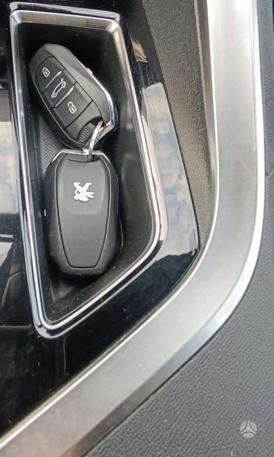 Pelēks Peugeot 5008 2019 Gargždai, ar dzinēja tilpumu 2.00 L un nobraukumu 280 tūkst. km par 14900 €, foto 47 vietnē AUTOMOTO.COM.LV