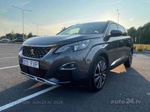 Grey Peugeot 5008 2019 in Tallinn, with an engine capacity of 1.20 L and mileage of 207 thousand km for 14900 €, photo 4 on AUTOMOTO.COM.LV