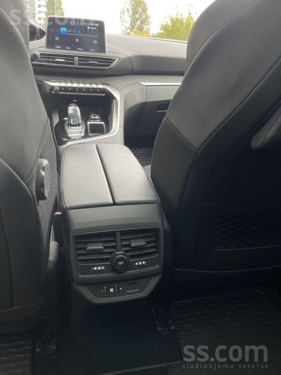 Pelēks Peugeot 5008 2019 Rīga, ar dzinēja tilpumu 1.50 L un nobraukumu 235 tūkst. km par 16500 €, foto 8 vietnē AUTOMOTO.COM.LV