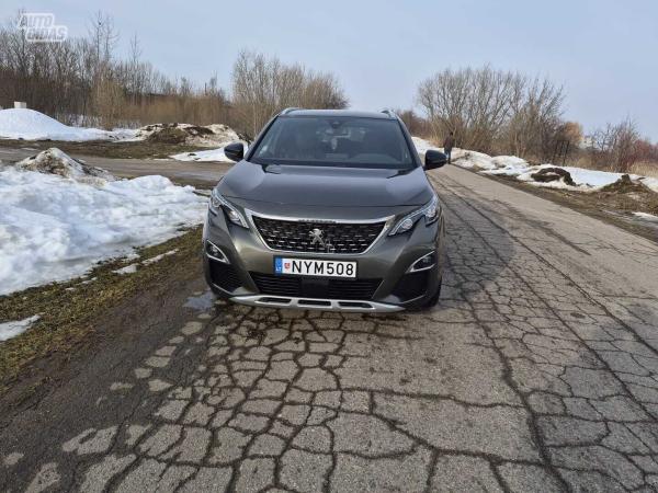 Grey Peugeot 5008 2020 in Panevezys, with an engine capacity of 1.50 L and mileage of 178 thousand km for 17500 €, photo 2 on AUTOMOTO.COM.LV