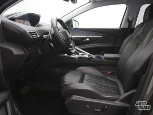 Grey Peugeot 5008 2020 in Vilnius, with an engine capacity of 1.20 L and mileage of 101 thousand km for 16799 €, photo 4 on AUTOMOTO.COM.LV