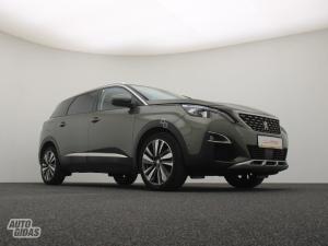Grey Peugeot 5008 2020 in Vilnius, with an engine capacity of 1.20 L and mileage of 101 thousand km for 16799 €, photo 11 on AUTOMOTO.COM.LV