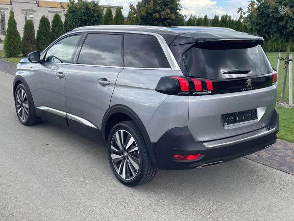 Grey Peugeot 5008 2020 in Marijampole, with an engine capacity of 2.00 L and mileage of 213 thousand km for 16450 €, photo 3 on AUTOMOTO.COM.LV