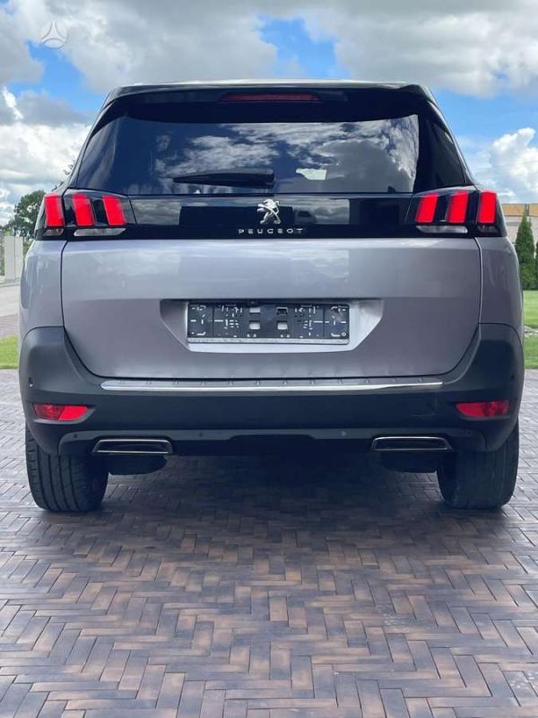 Grey Peugeot 5008 2020 in Marijampole, with an engine capacity of 2.00 L and mileage of 213 thousand km for 16450 €, photo 4 on AUTOMOTO.COM.LV