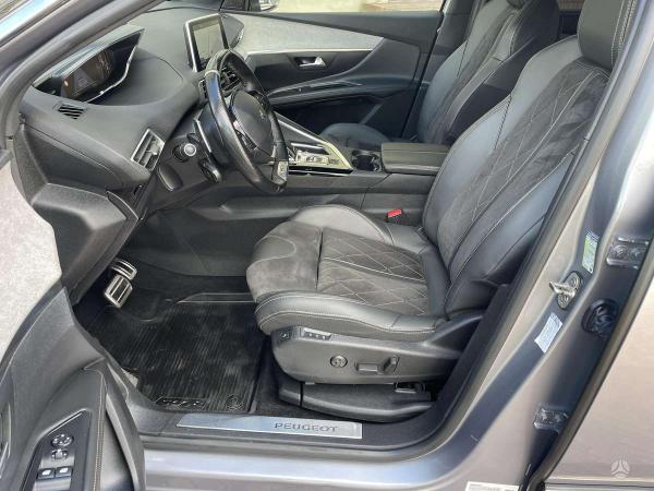 Grey Peugeot 5008 2020 in Marijampole, with an engine capacity of 2.00 L and mileage of 213 thousand km for 16450 €, photo 9 on AUTOMOTO.COM.LV