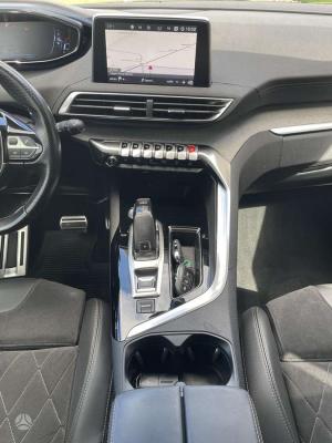 Pelēks Peugeot 5008 2020 Marijampole, ar dzinēja tilpumu 2.00 L un nobraukumu 213 tūkst. km par 16450 €, foto 22 vietnē AUTOMOTO.COM.LV
