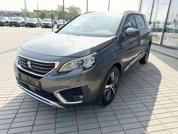 Pelēks Peugeot 5008 2020 Kauņa, ar dzinēja tilpumu 1.20 L un nobraukumu 195 tūkst. km par 11900 €, foto 1 vietnē AUTOMOTO.COM.LV