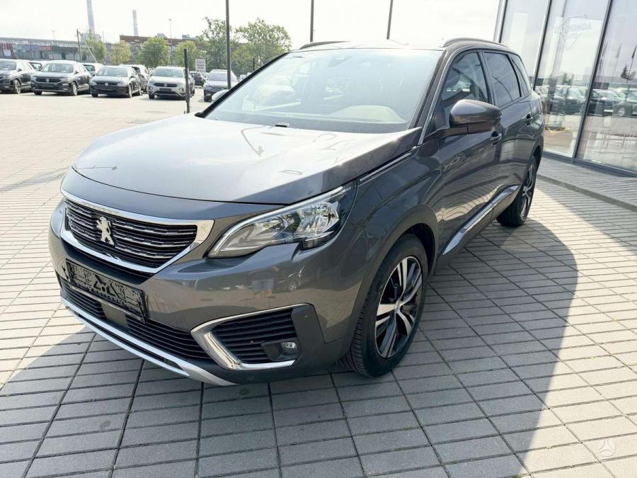 Pelēks Peugeot 5008 2020 Kauņa, ar dzinēja tilpumu 1.20 L un nobraukumu 195 tūkst. km par 11900 €, foto 1 vietnē AUTOMOTO.COM.LV
