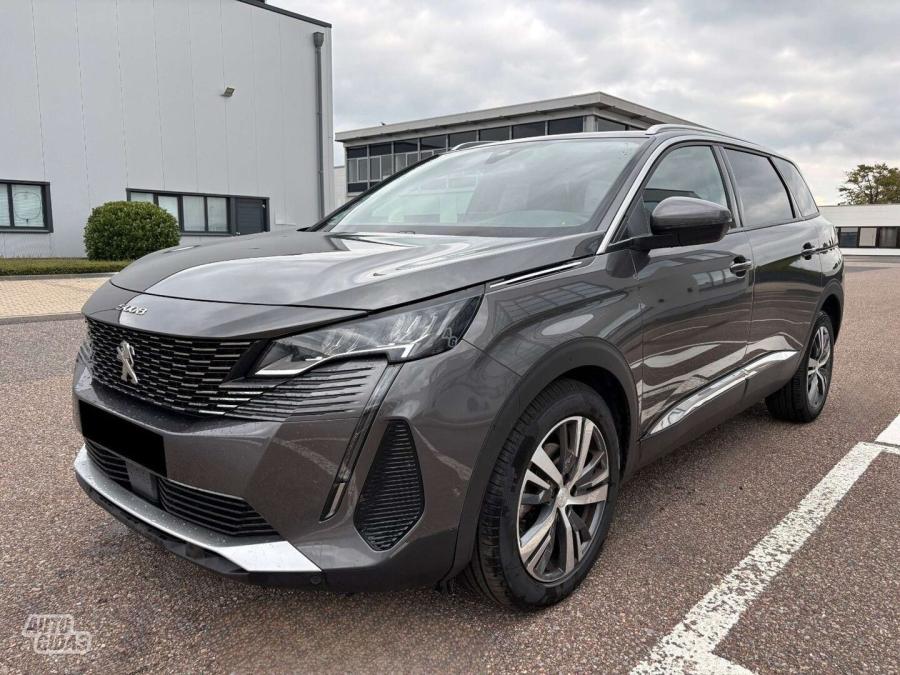 Grey Peugeot 5008 2021 in Kaunas, with an engine capacity of 1.20 L and mileage of 41 thousand km for 24857 €, photo 2 on AUTOMOTO.COM.LV