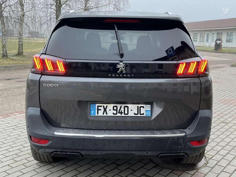 Pelēks Peugeot 5008 2021 Viļņa, ar dzinēja tilpumu 1.20 L un nobraukumu 218 tūkst. km par 13068 €, foto 5 vietnē AUTOMOTO.COM.LV