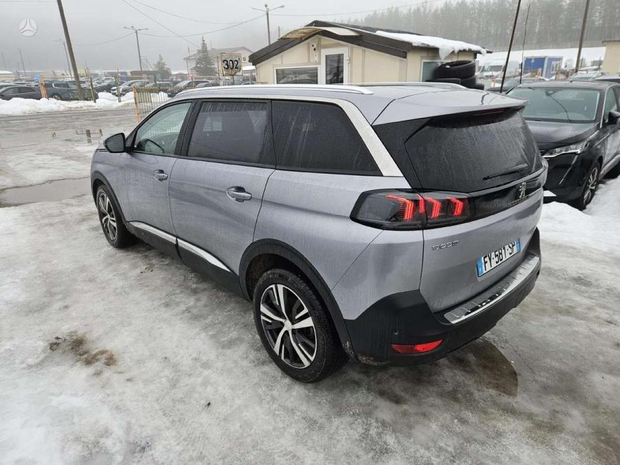 Pelēks Peugeot 5008 2021 Viļņa, ar dzinēja tilpumu 1.50 L un nobraukumu 184 tūkst. km par 15670 €, foto 7 vietnē AUTOMOTO.COM.LV