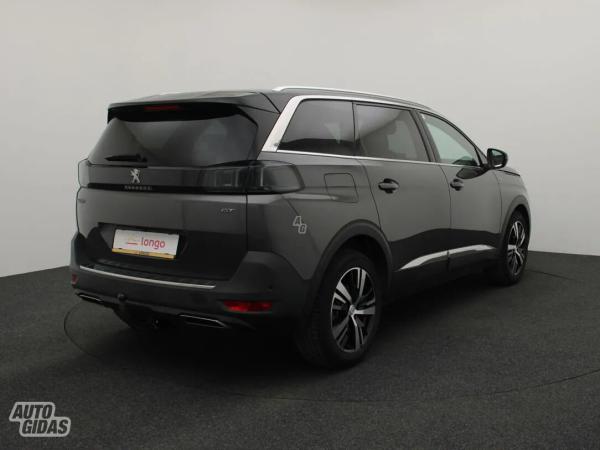 Grey Peugeot 5008 2021 in Vilnius, with an engine capacity of 1.20 L and mileage of 105 thousand km for 17199 €, photo 8 on AUTOMOTO.COM.LV
