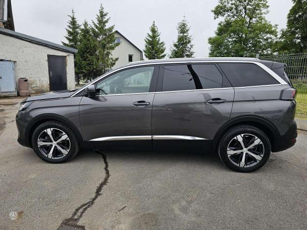 Grey Peugeot 5008 2021 in Klaipeda, with an engine capacity of 2.00 L and mileage of 194 thousand km for 22736 €, photo 8 on AUTOMOTO.COM.LV