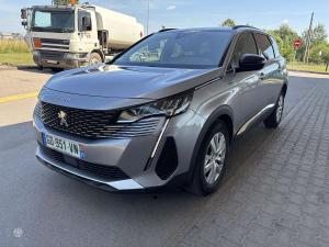 Grey Peugeot 5008 2021 in Taurage, with an engine capacity of 1.50 L and mileage of 188 thousand km for 12700 €, photo 4 on AUTOMOTO.COM.LV