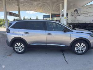 Grey Peugeot 5008 2021 in Taurage, with an engine capacity of 1.50 L and mileage of 188 thousand km for 12700 €, photo 7 on AUTOMOTO.COM.LV
