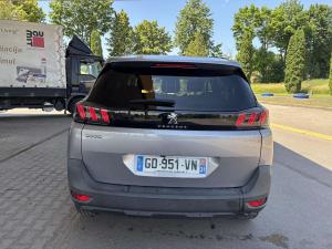Grey Peugeot 5008 2021 in Taurage, with an engine capacity of 1.50 L and mileage of 188 thousand km for 12700 €, photo 9 on AUTOMOTO.COM.LV