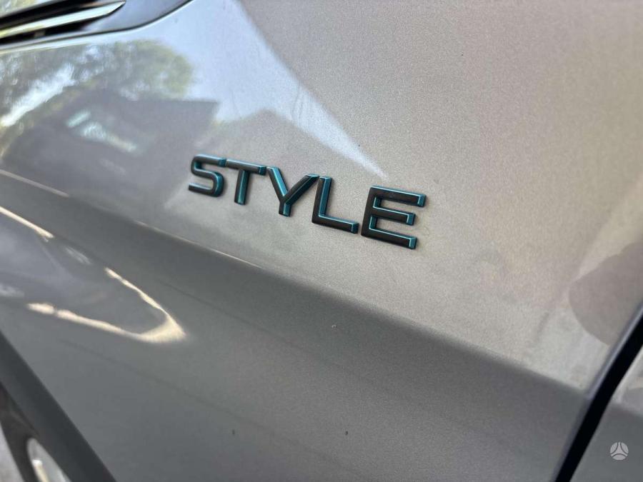 Grey Peugeot 5008 2021 in Taurage, with an engine capacity of 1.50 L and mileage of 188 thousand km for 12700 €, photo 10 on AUTOMOTO.COM.LV
