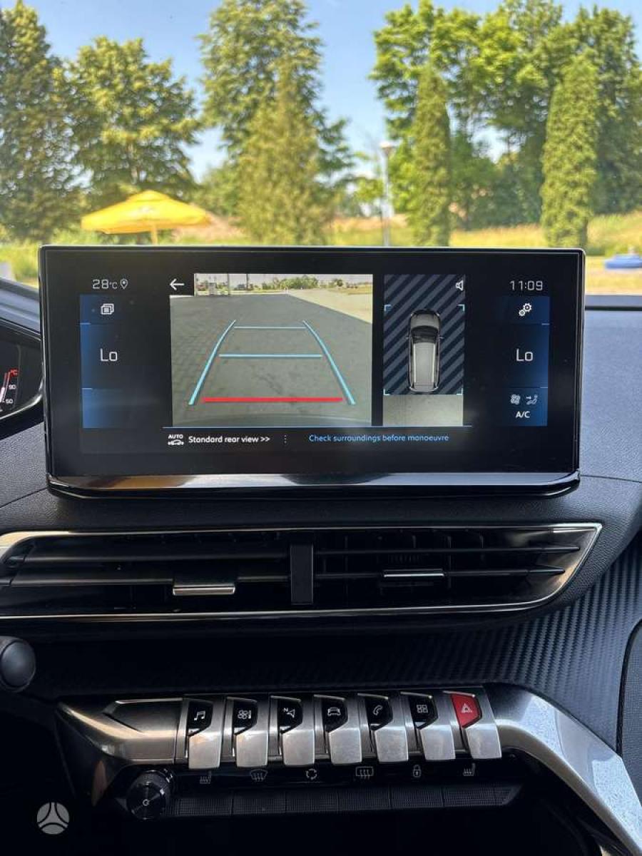 Grey Peugeot 5008 2021 in Taurage, with an engine capacity of 1.50 L and mileage of 188 thousand km for 12700 €, photo 14 on AUTOMOTO.COM.LV
