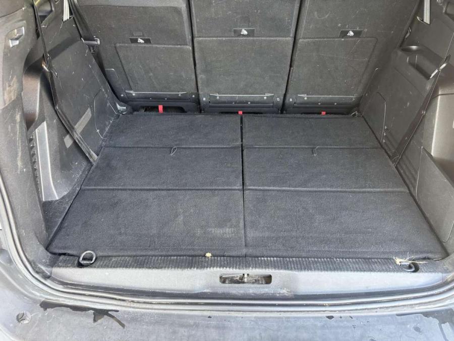 Grey Peugeot 5008 2021 in Taurage, with an engine capacity of 1.50 L and mileage of 188 thousand km for 12700 €, photo 28 on AUTOMOTO.COM.LV