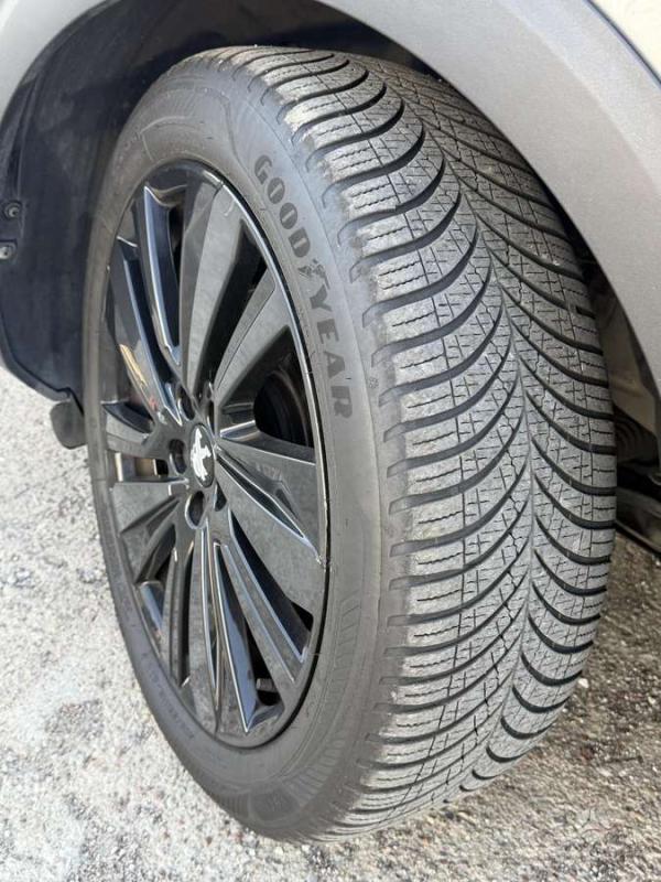 Pelēks Peugeot 5008 2021 Tauragė, ar dzinēja tilpumu 1.20 L un nobraukumu 131 tūkst. km par 16700 €, foto 8 vietnē AUTOMOTO.COM.LV