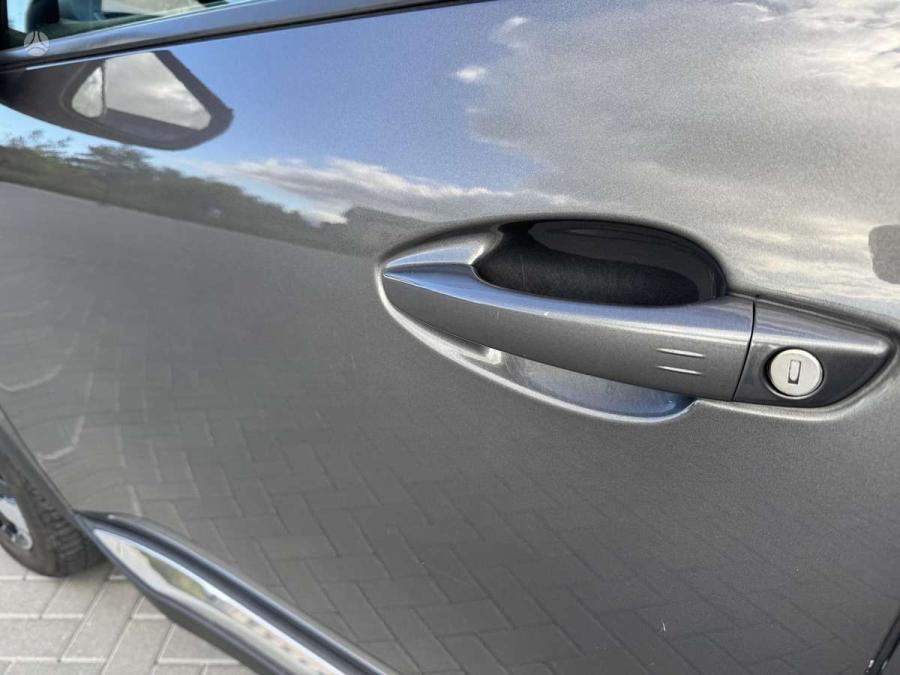 Grey Peugeot 5008 2021 in Telschi, with an engine capacity of 1.50 L and mileage of 178 thousand km for 14700 €, photo 16 on AUTOMOTO.COM.LV