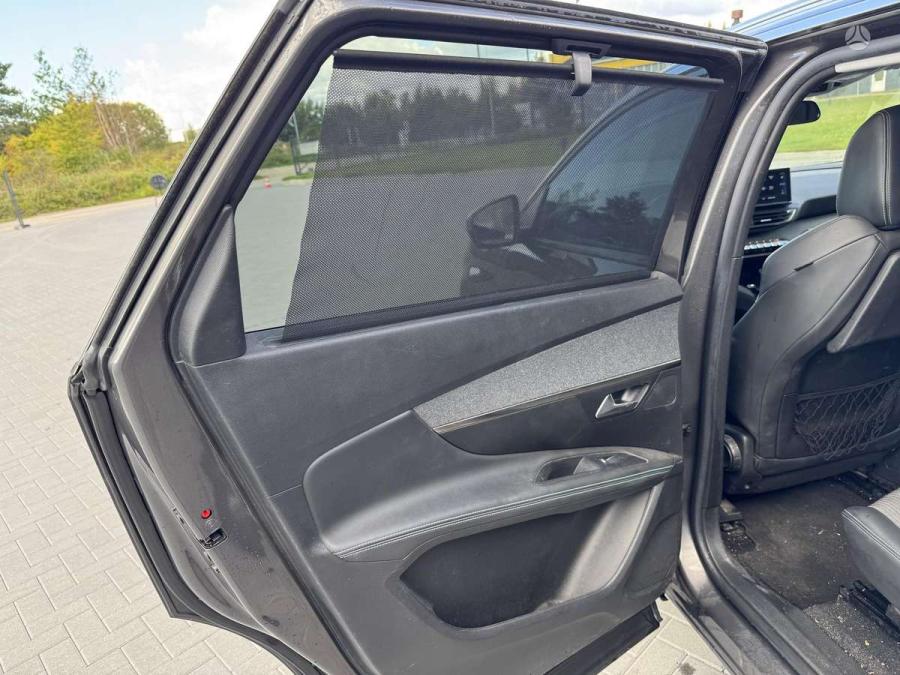 Grey Peugeot 5008 2021 in Telschi, with an engine capacity of 1.50 L and mileage of 178 thousand km for 14700 €, photo 25 on AUTOMOTO.COM.LV