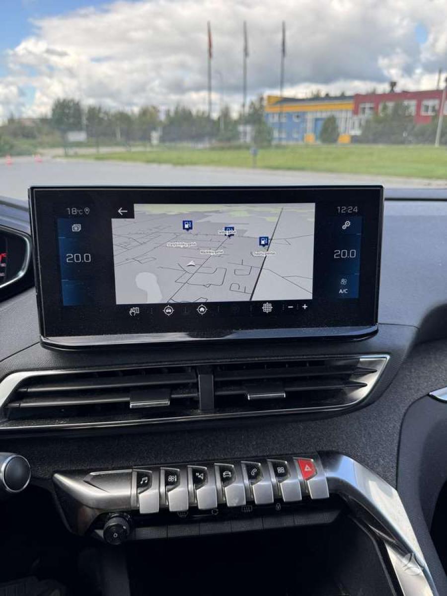 Grey Peugeot 5008 2021 in Telschi, with an engine capacity of 1.50 L and mileage of 178 thousand km for 14700 €, photo 36 on AUTOMOTO.COM.LV