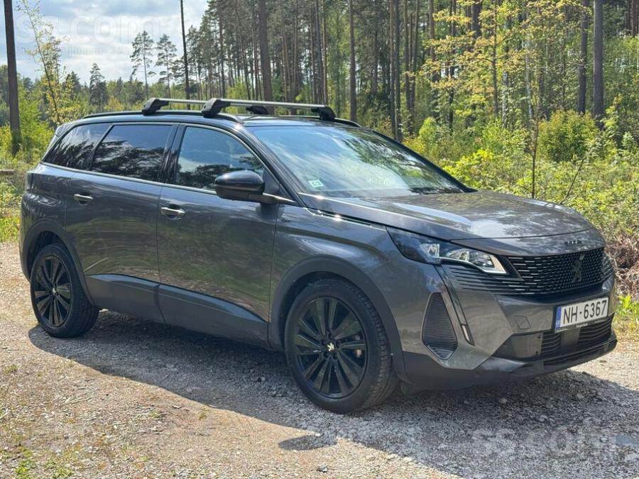 Grey Peugeot 5008 2022 in Riga, with an engine capacity of 1.50 L and mileage of 36 thousand km for 28000 €, photo 1 on AUTOMOTO.COM.LV