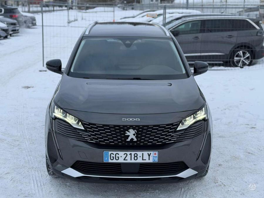 Grey Peugeot 5008 2022 in Marijampole, with an engine capacity of 1.20 L and mileage of 132 thousand km for 17182 €, photo 5 on AUTOMOTO.COM.LV