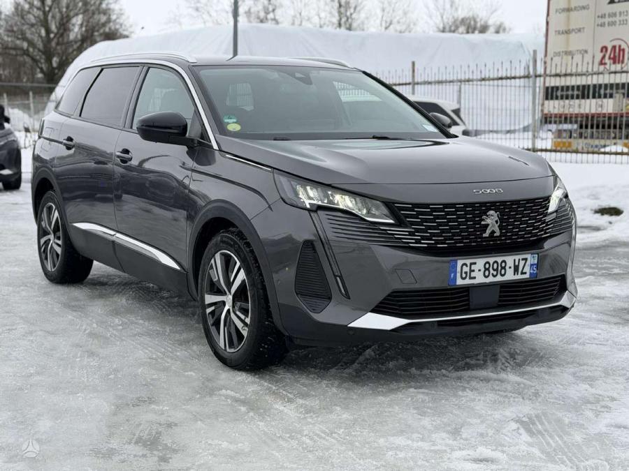 Grey Peugeot 5008 2022 in Marijampole, with an engine capacity of 1.50 L and mileage of 153 thousand km for 16819 €, photo 5 on AUTOMOTO.COM.LV
