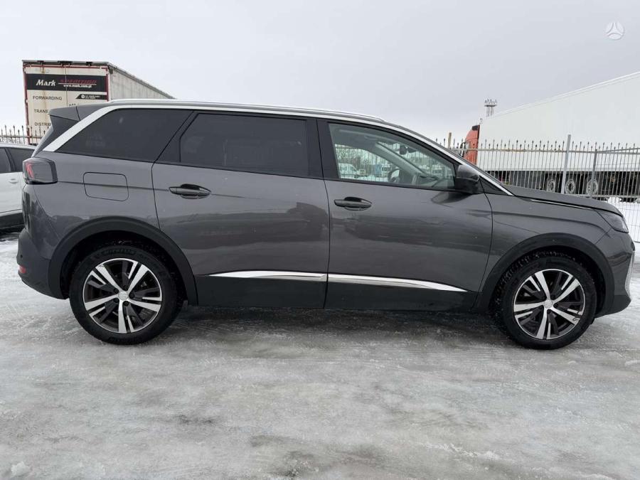 Grey Peugeot 5008 2022 in Marijampole, with an engine capacity of 1.50 L and mileage of 153 thousand km for 16819 €, photo 7 on AUTOMOTO.COM.LV
