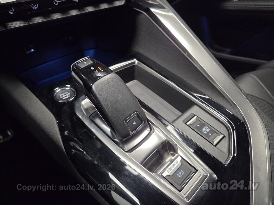 Grey Peugeot 5008 2022 in Tallinn, with an engine capacity of 1.50 L and mileage of 61 thousand km for 24900 €, photo 13 on AUTOMOTO.COM.LV