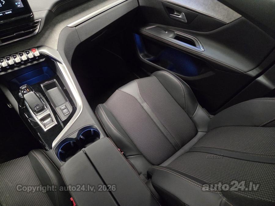 Grey Peugeot 5008 2022 in Tallinn, with an engine capacity of 1.50 L and mileage of 61 thousand km for 24900 €, photo 18 on AUTOMOTO.COM.LV