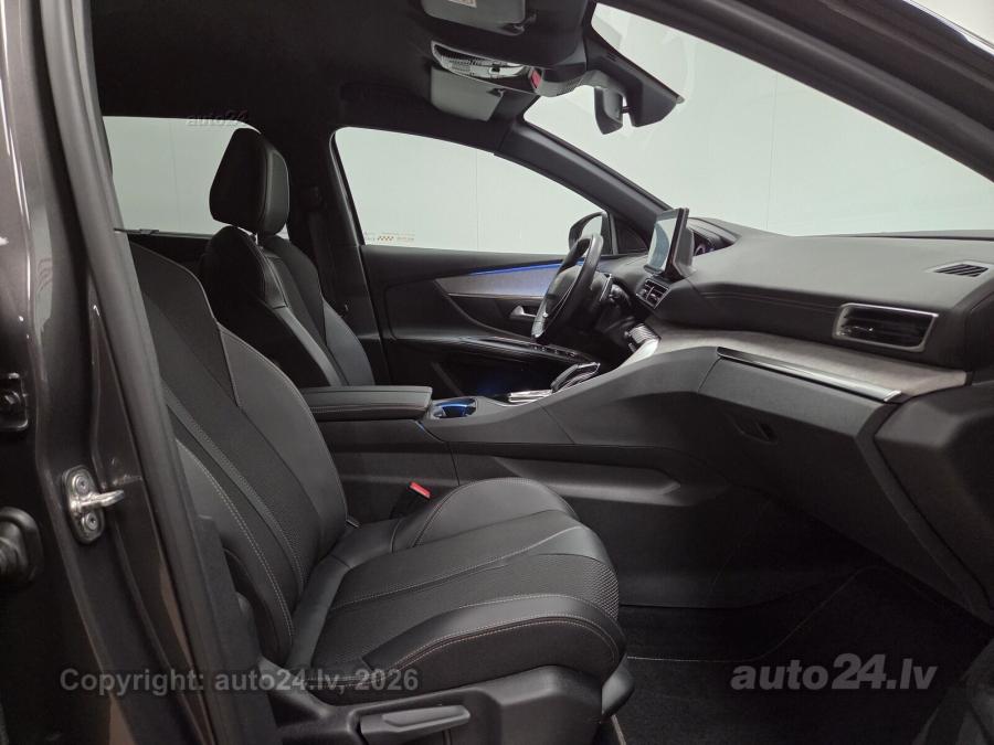 Grey Peugeot 5008 2022 in Tallinn, with an engine capacity of 1.50 L and mileage of 61 thousand km for 24900 €, photo 19 on AUTOMOTO.COM.LV