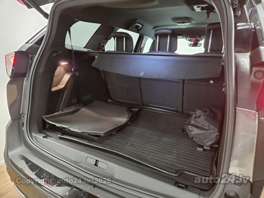 Grey Peugeot 5008 2022 in Tallinn, with an engine capacity of 1.50 L and mileage of 61 thousand km for 24900 €, photo 22 on AUTOMOTO.COM.LV