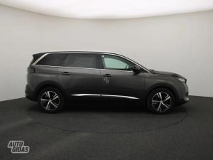 Grey Peugeot 5008 2022 in Vilnius, with an engine capacity of 1.50 L and mileage of 218 thousand km for 18399 €, photo 10 on AUTOMOTO.COM.LV