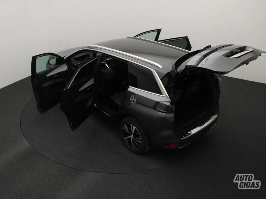 Grey Peugeot 5008 2022 in Vilnius, with an engine capacity of 1.50 L and mileage of 218 thousand km for 18399 €, photo 14 on AUTOMOTO.COM.LV