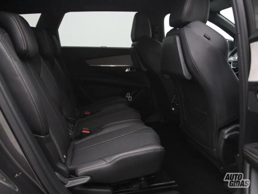Grey Peugeot 5008 2022 in Vilnius, with an engine capacity of 1.50 L and mileage of 218 thousand km for 18399 €, photo 16 on AUTOMOTO.COM.LV