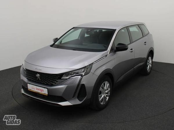 Grey Peugeot 5008 2022 in Vilnius, with an engine capacity of 1.20 L and mileage of 196 thousand km for 15199 €, photo 1 on AUTOMOTO.COM.LV