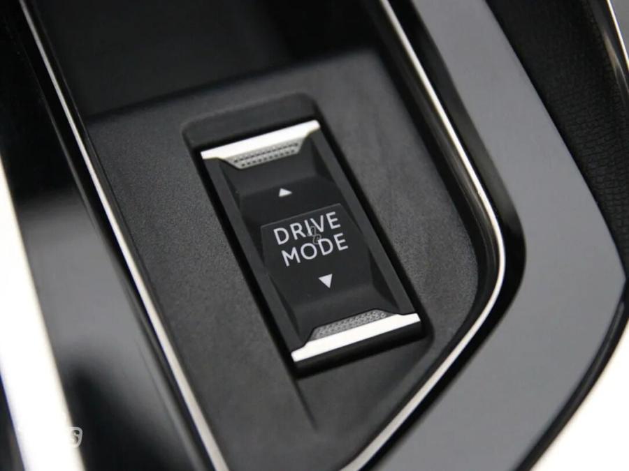 Pelēks Peugeot 5008 2022 Viļņa, ar dzinēja tilpumu 1.20 L un nobraukumu 196 tūkst. km par 15199 €, foto 30 vietnē AUTOMOTO.COM.LV