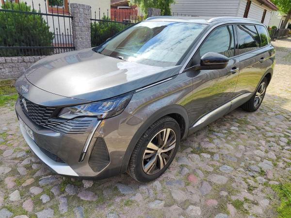 Grey Peugeot 5008 2022 in Marijampole, with an engine capacity of 1.20 L and mileage of 35 thousand km for 19112 €, photo 1 on AUTOMOTO.COM.LV