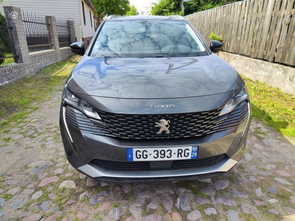Grey Peugeot 5008 2022 in Marijampole, with an engine capacity of 1.20 L and mileage of 35 thousand km for 19112 €, photo 2 on AUTOMOTO.COM.LV