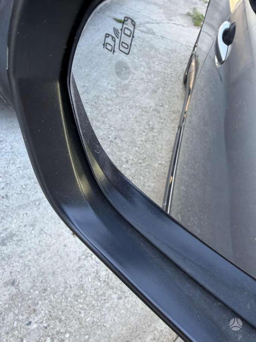 Pelēks Peugeot 5008 2022 Marijampole, ar dzinēja tilpumu 1.20 L un nobraukumu 111 tūkst. km par 16577 €, foto 31 vietnē AUTOMOTO.COM.LV