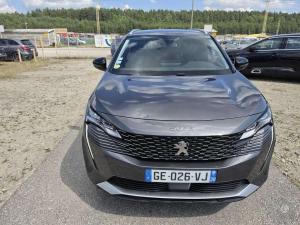 Grey Peugeot 5008 2022 in Vilnius, with an engine capacity of 1.50 L and mileage of 146 thousand km for 17424 €, photo 3 on AUTOMOTO.COM.LV