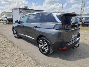Grey Peugeot 5008 2022 in Vilnius, with an engine capacity of 1.50 L and mileage of 146 thousand km for 17424 €, photo 4 on AUTOMOTO.COM.LV
