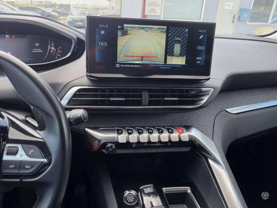 Grey Peugeot 5008 2022 in Vilnius, with an engine capacity of 1.50 L and mileage of 146 thousand km for 17424 €, photo 9 on AUTOMOTO.COM.LV