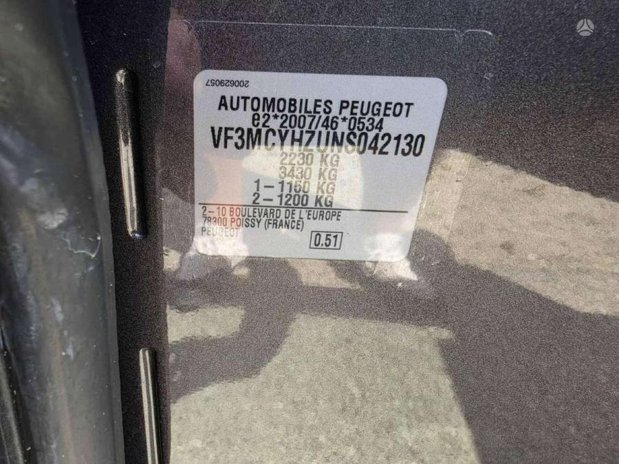 Grey Peugeot 5008 2022 in Vilnius, with an engine capacity of 1.50 L and mileage of 146 thousand km for 17424 €, photo 17 on AUTOMOTO.COM.LV
