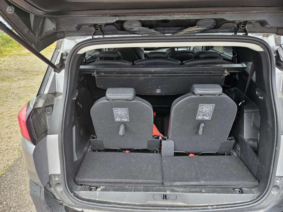 Pelēks Peugeot 5008 2022 Viļņa, ar dzinēja tilpumu 1.20 L un nobraukumu 149 tūkst. km par 15246 €, foto 15 vietnē AUTOMOTO.COM.LV